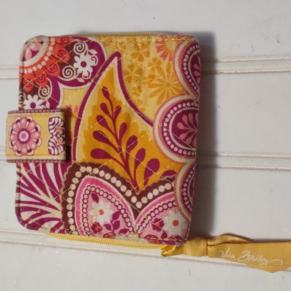 Vera Bradley | Bags | Vera Bradley Paisley Summer Wallet | Poshmark